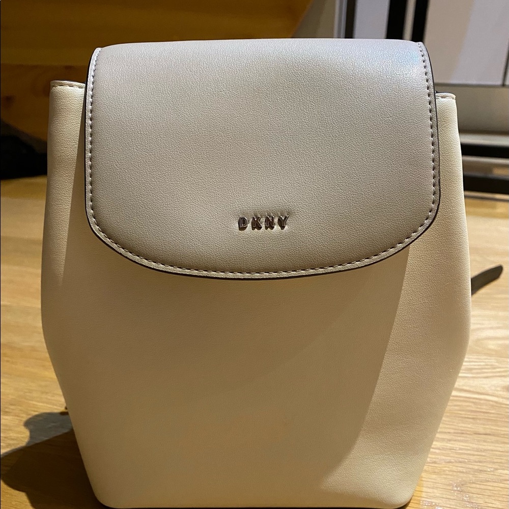 Dkny Lex Leather Small Convertible Mini Backpack - Gem